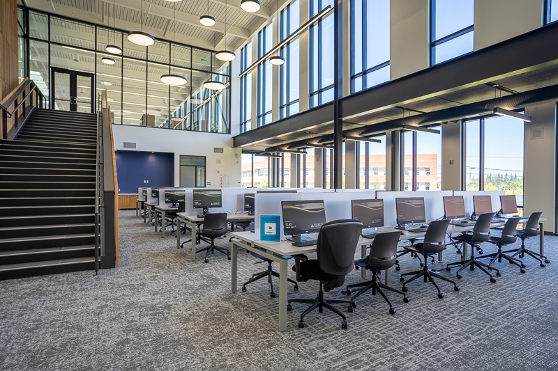 Cascade Learning Resource Center | Everett Community College