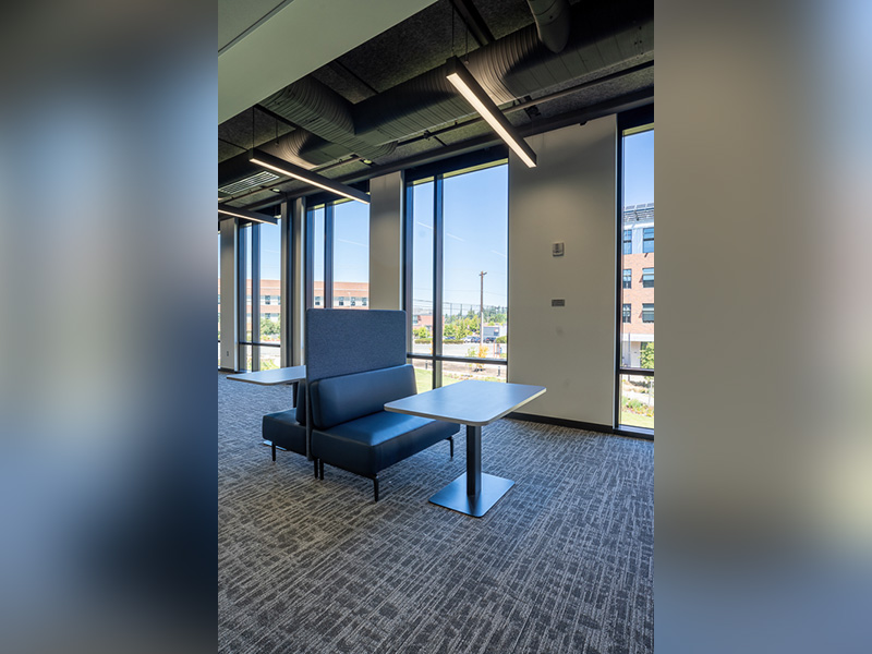 Cascade Learning Resource Center | Everett Community College